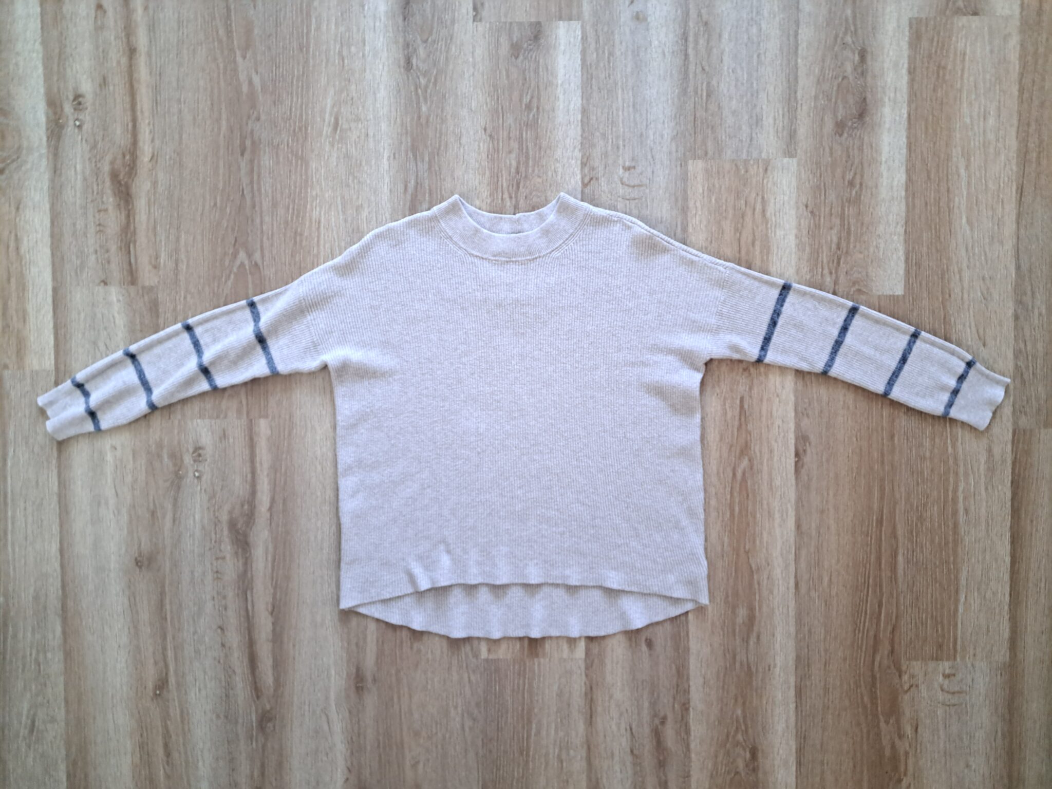 How to sew a basic, flowy maternity top without a pattern - Shoebox On ...