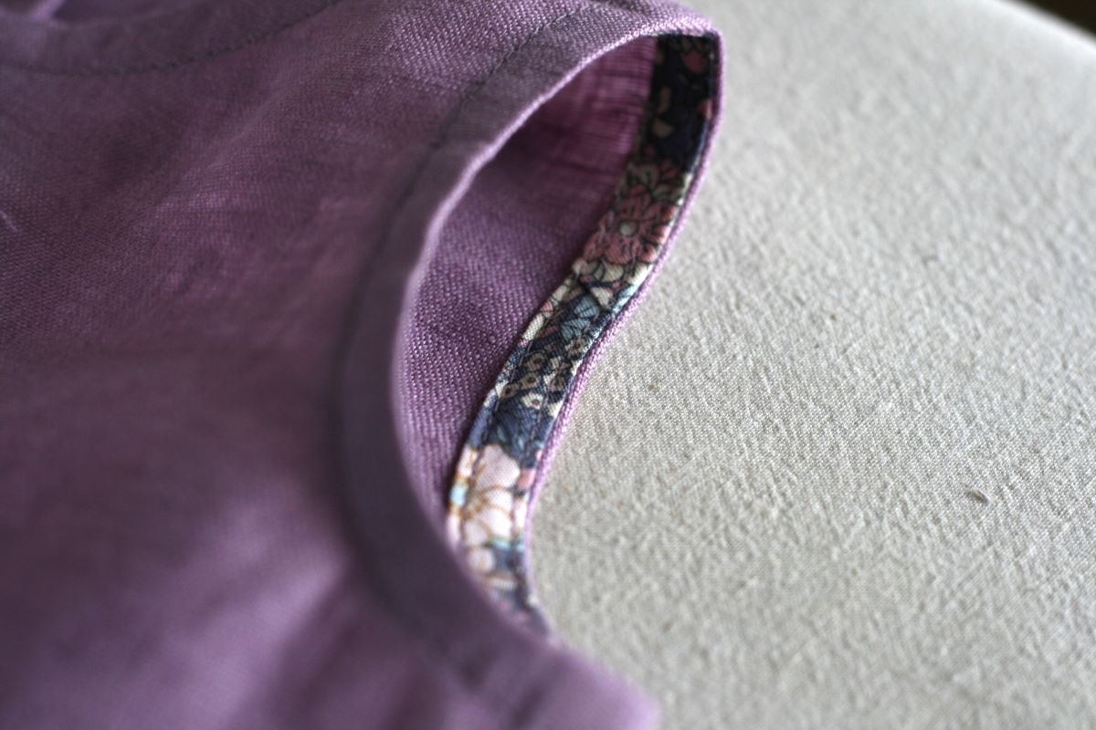 How To Finish Bias Binding Ends: Two Ways - Shoebox On A Hill