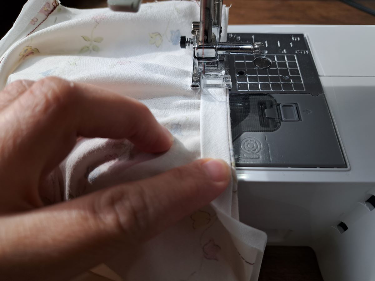 How to sew bias binding on clothing - Shoebox On A Hill
